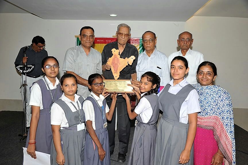 J. N. Balika Vidyalay Wins Elocution and Quiz Contest – Saraswati Vidya ...